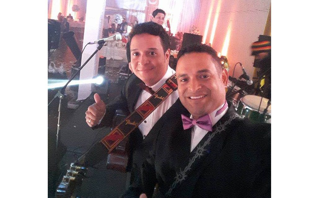 El corte musical de Los Hermanos Carrillo gusta e impregna | Semanario ...