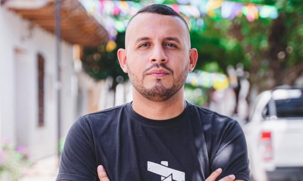 ‘La comba al palo’ | Semanario La Calle