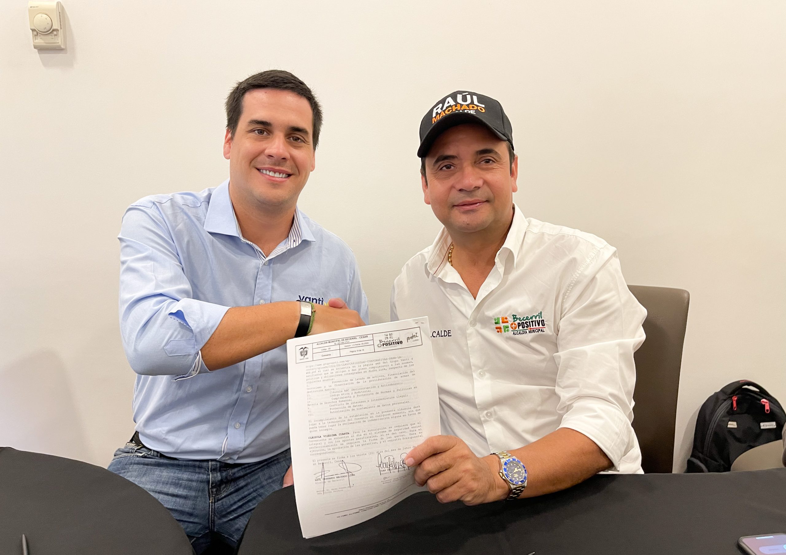 Raúl Machado hace historia en Becerril y ahora trae el gas natural ...