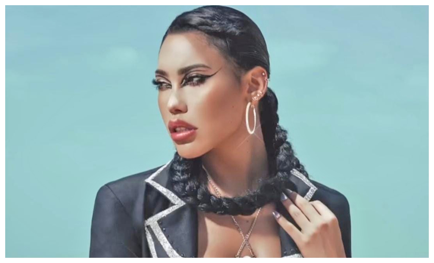 Ana del Castillo va ‘Con Fuerza’ en su nuevo álbum musical | Semanario ...