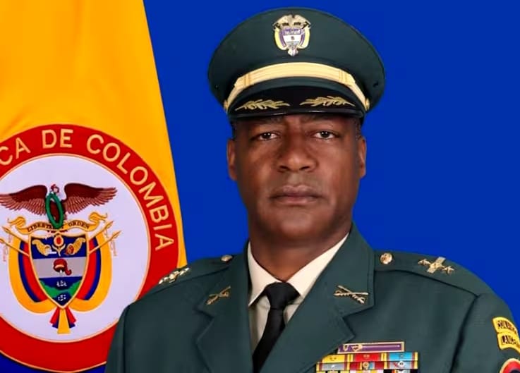 Alex Jefferson Mena, primer afrodescendiente en ascender a general en ...