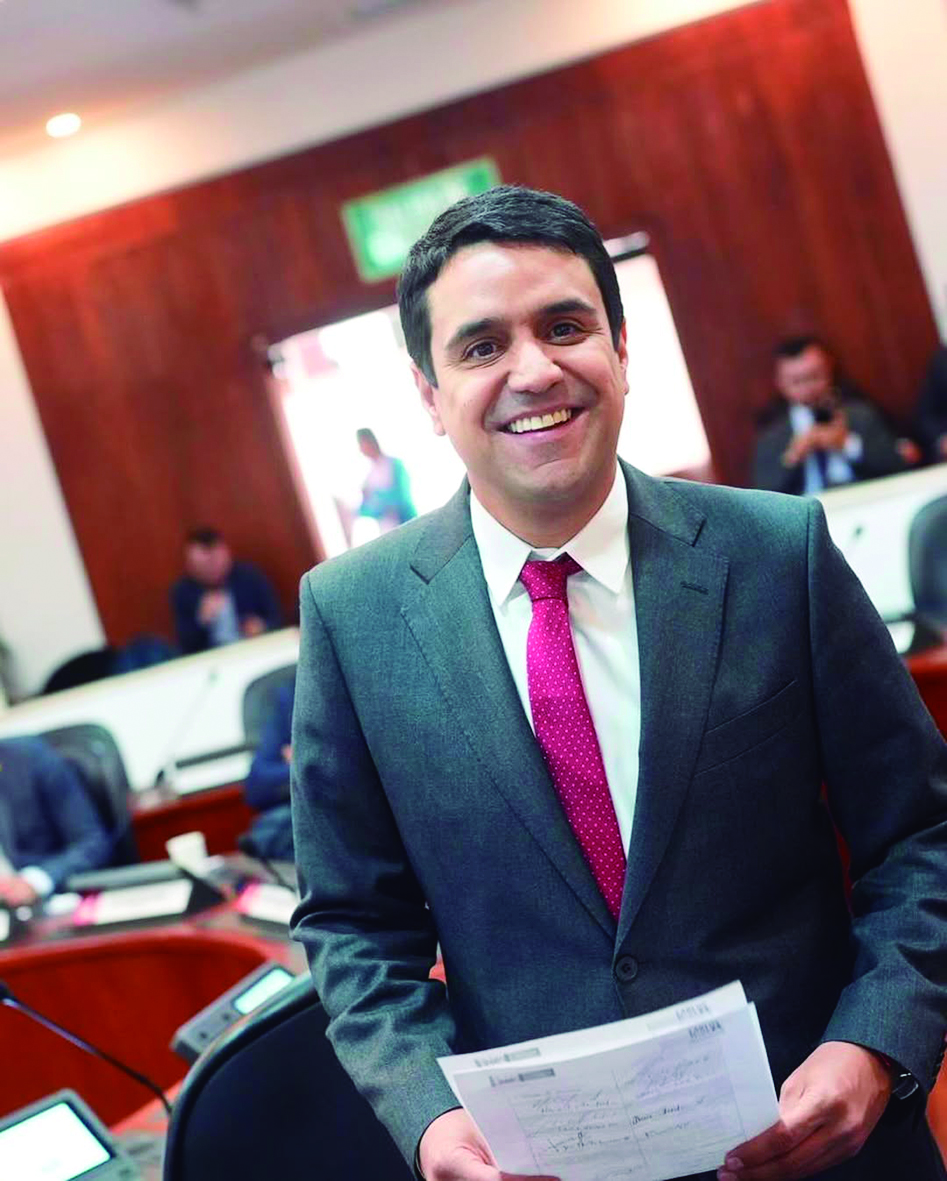 El Mello Multa: el florero de Llorente de la Casa de Gobierno | Semanario La Calle